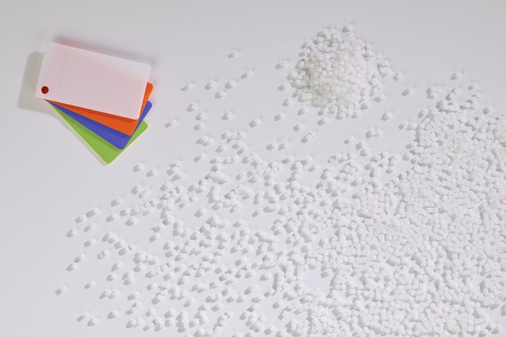 Terralene® rPP: PCR recyclates with renewable raw materials - FKuR (EN)